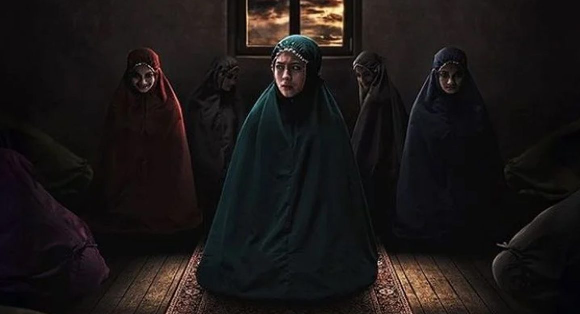 'Kenapa nak buat poster diganggu setan semasa mengerjakan ibadah ...