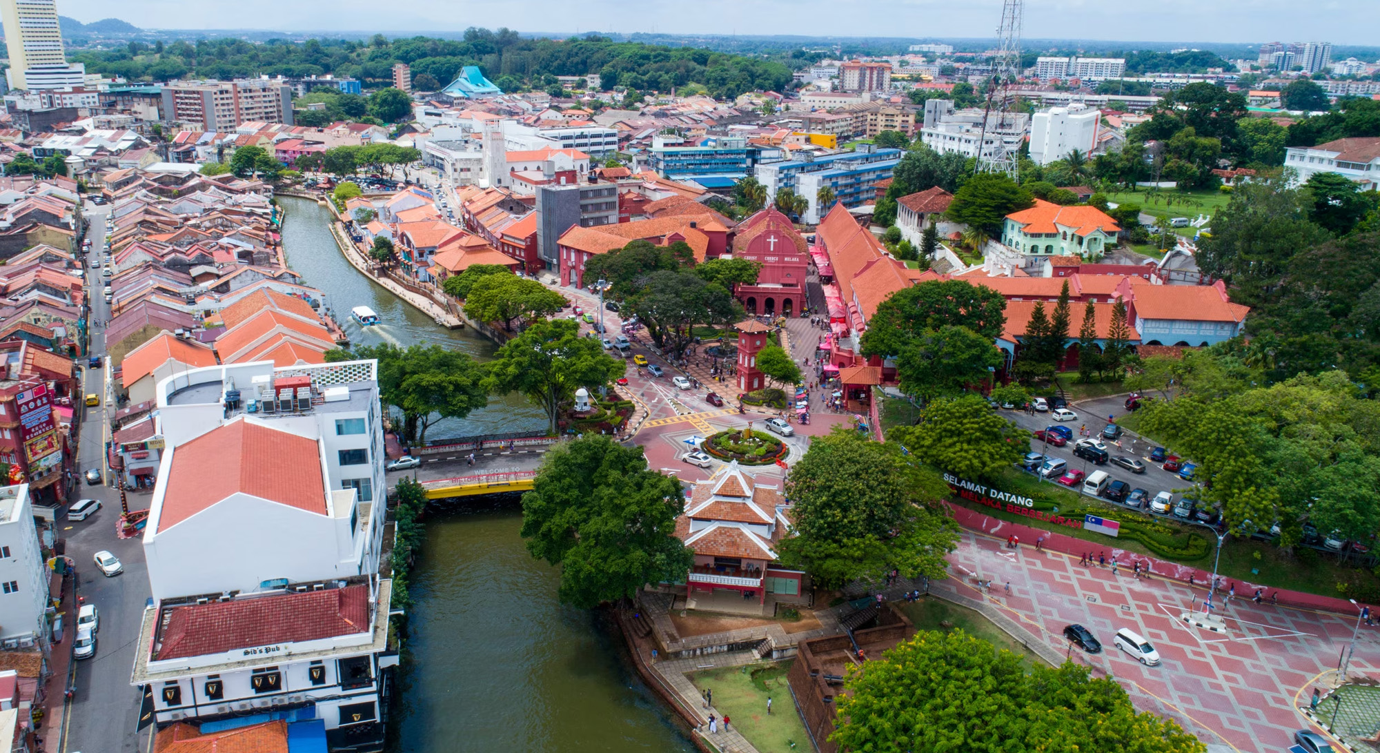 'Memandai je kata orang Melaka suka cakap kasar & mencarut' | The Reporter