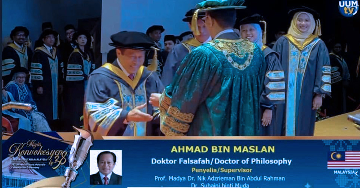 Ahmad Maslan terima PHD pada usia 59 tahun | The Reporter